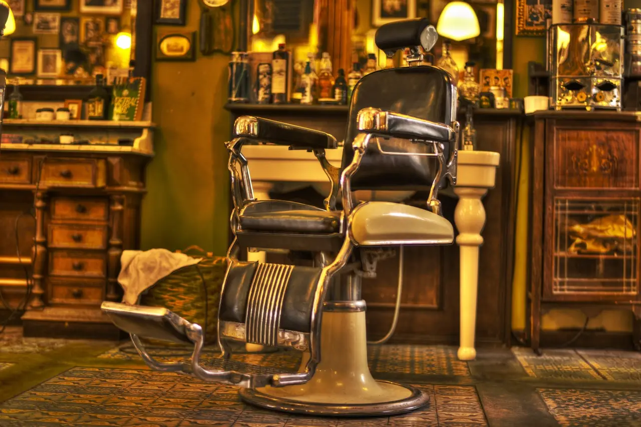 How to Maintain Your Haircut Between Barber Visits - Athens Gun Club